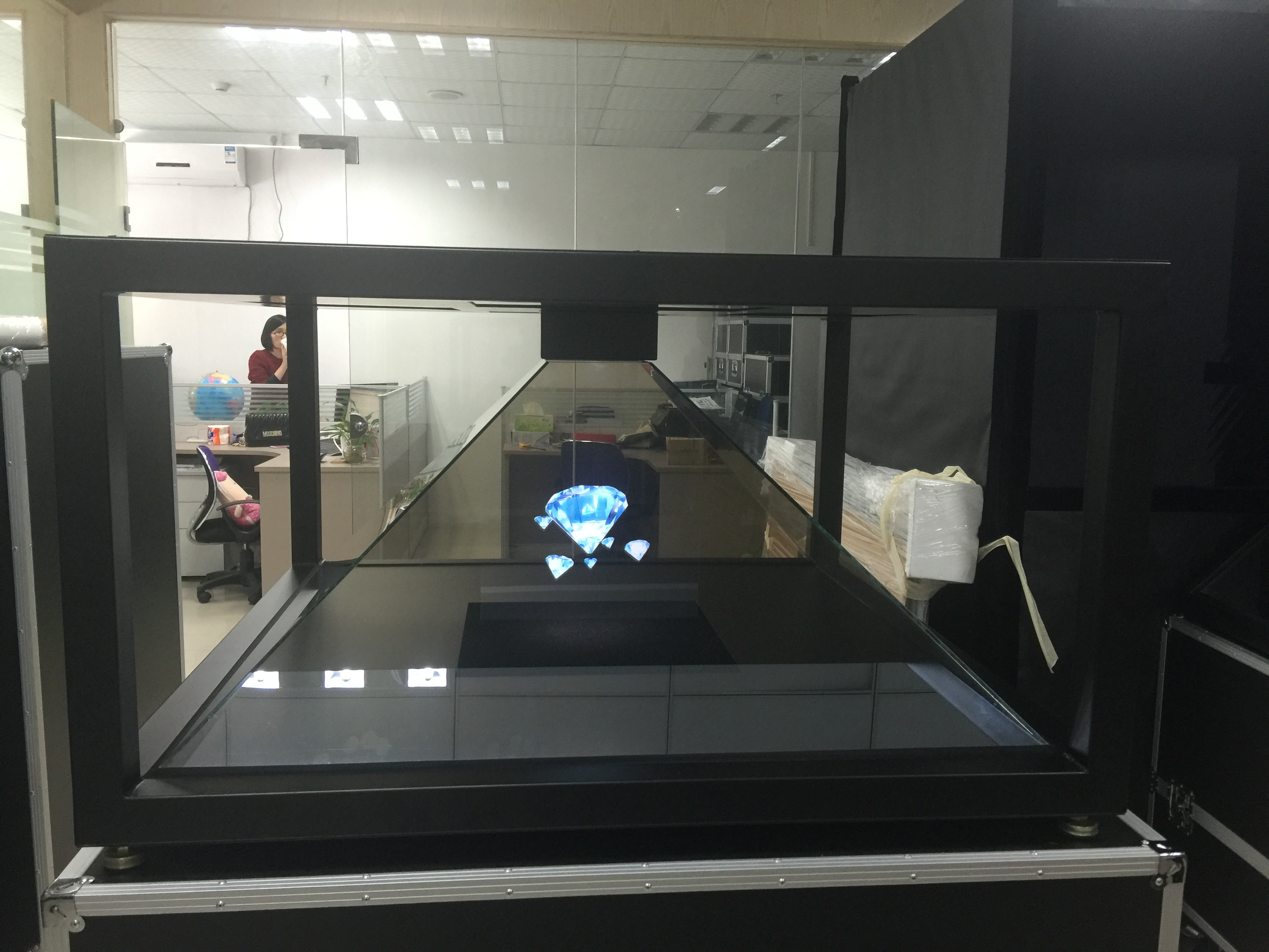 360° 3D Holographic Pyramid Display Showcase Hologram Box - Buy ...